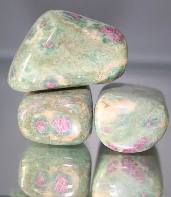 Ruby Fuchsite Tumbled Stone – Illuminations Essentials